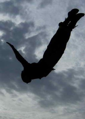 Viaggi Onirici: SOGNARE DI CADERE