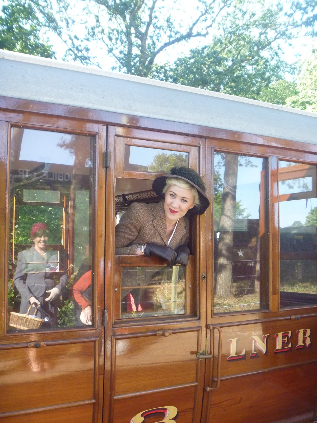 North Norfolk Yarn: Holt Sheringham 1940s Weekend 1940s