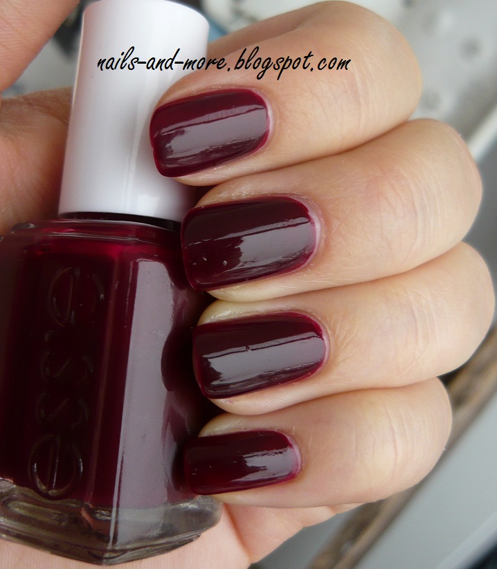 Girl stuff: Essie - Berry hard