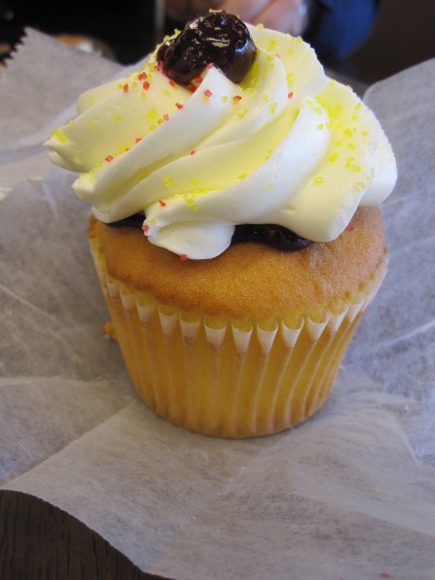 A Dash of Spectacular: PGH Dining: Grandview Bakery