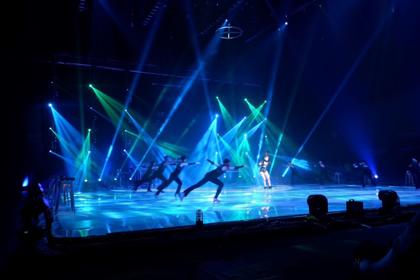 Our Magic On Ice Show Experience (Extended Until Jan. 6!) - Mommy ...