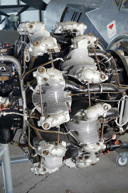 Plastic Models on the Internet: Engine Walkaround vol.18: BMW 801