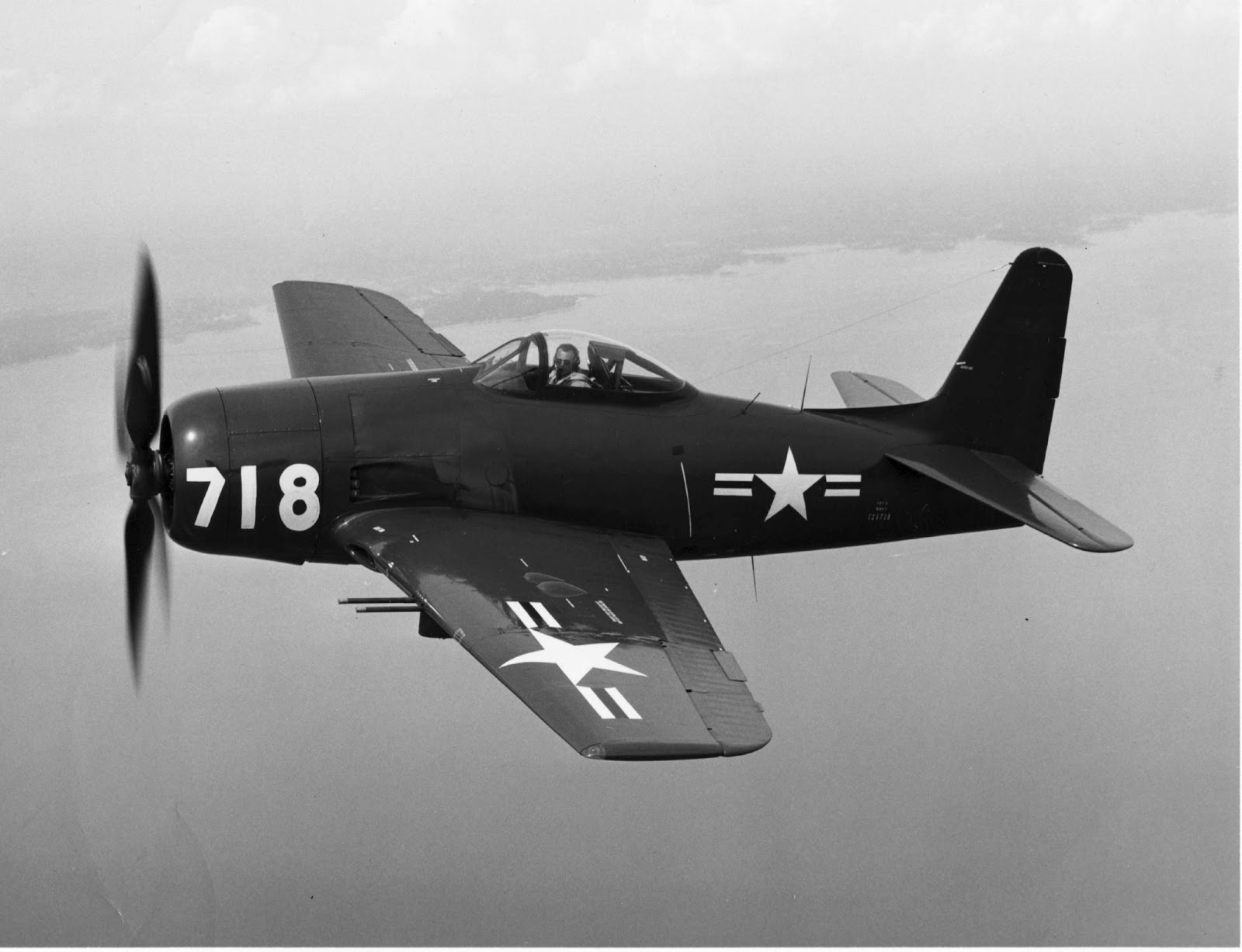 Tailhook Topics Drafts: F8F Formation Lights