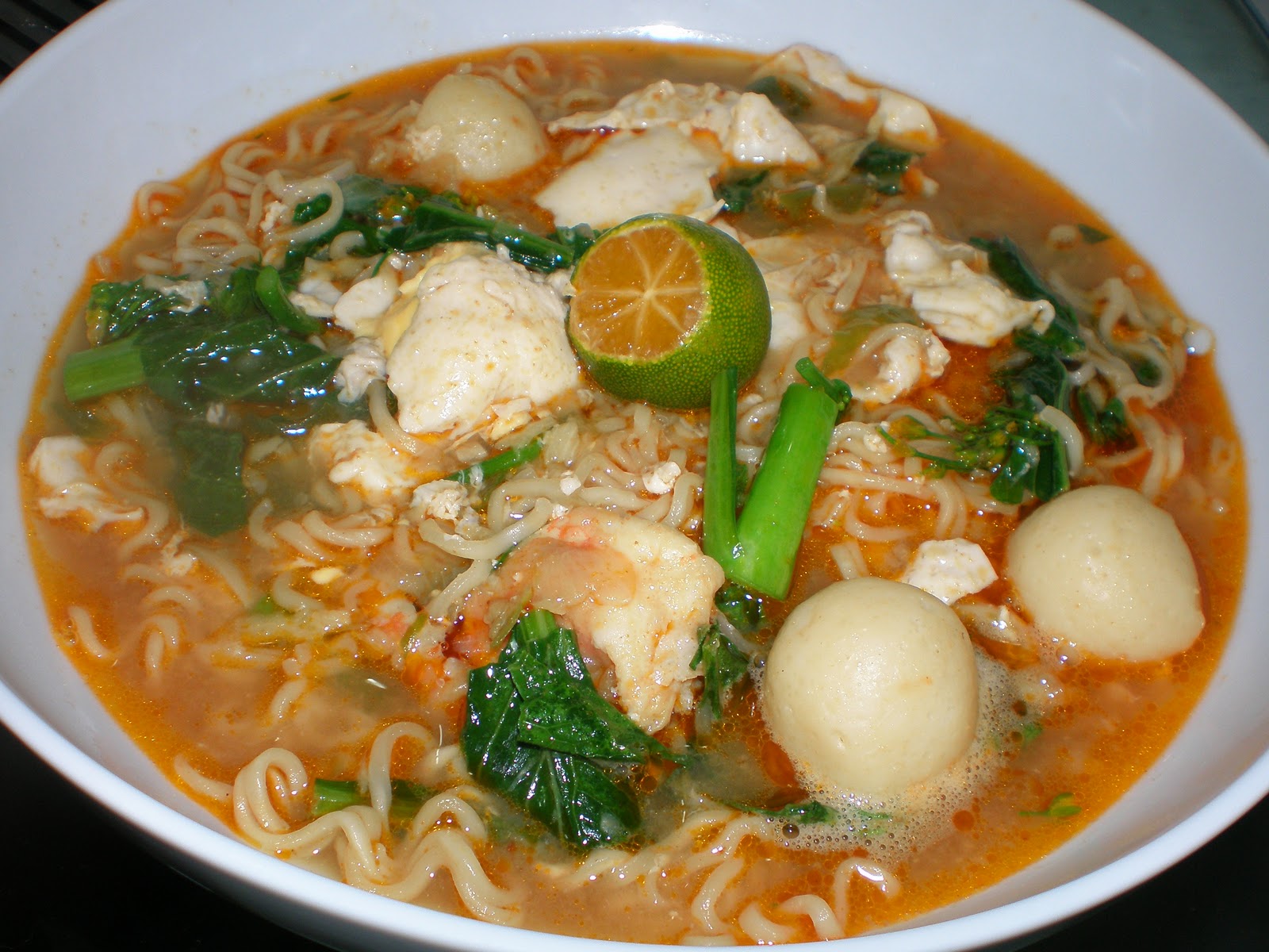 Dari Dapur NaSya: maggi rebus ala maksue