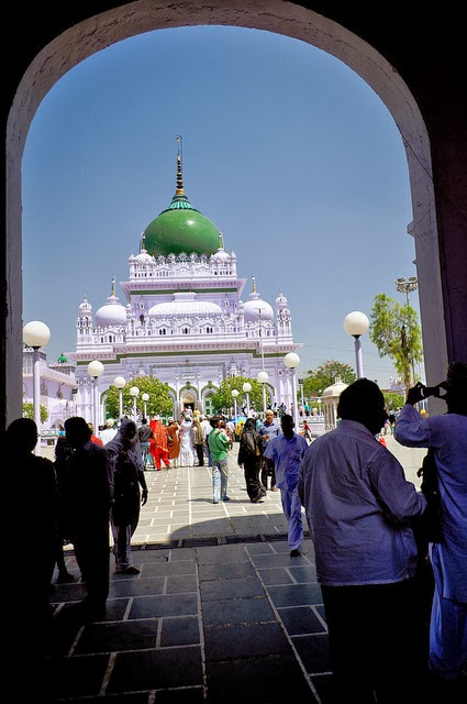 Haji Waris Ali Shah (R.A) Dewa Sharif Barabanki