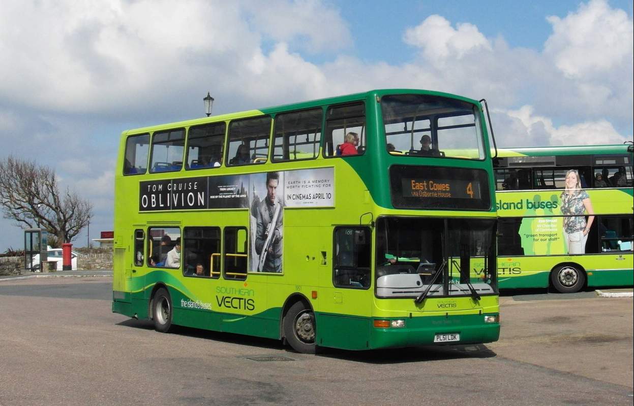 Southern England Bus Scene: Ryde & Southern Vectis update