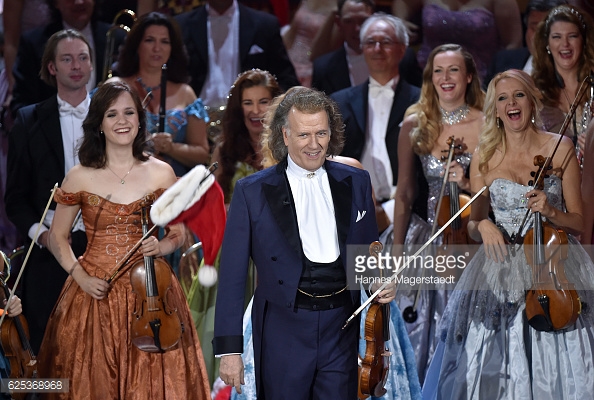 André Rieu Italian fan: André Rieu and Carmen Nebel (Christmas 2016)