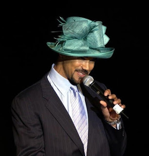 Loving Moore: SHEMAR MOORE Featured Photo 1/8