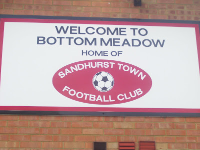 Pie and Mushy Peas: Sandhurst Town FC