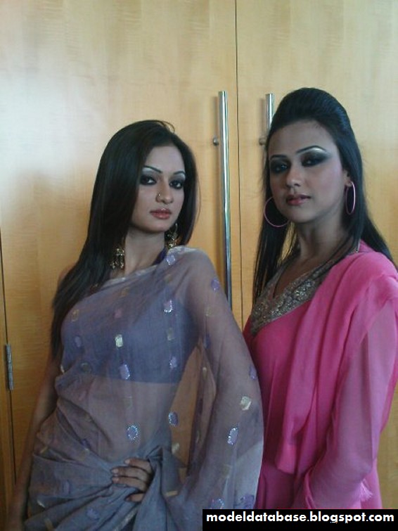 bangladeshi ramp model nazira ahmed mou:1