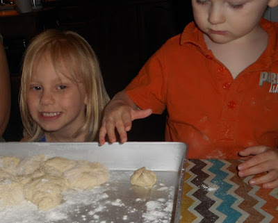 Lunafox University: GETTING KIDS IN THE KITCHEN: Easy Cheesy Bread Rolls