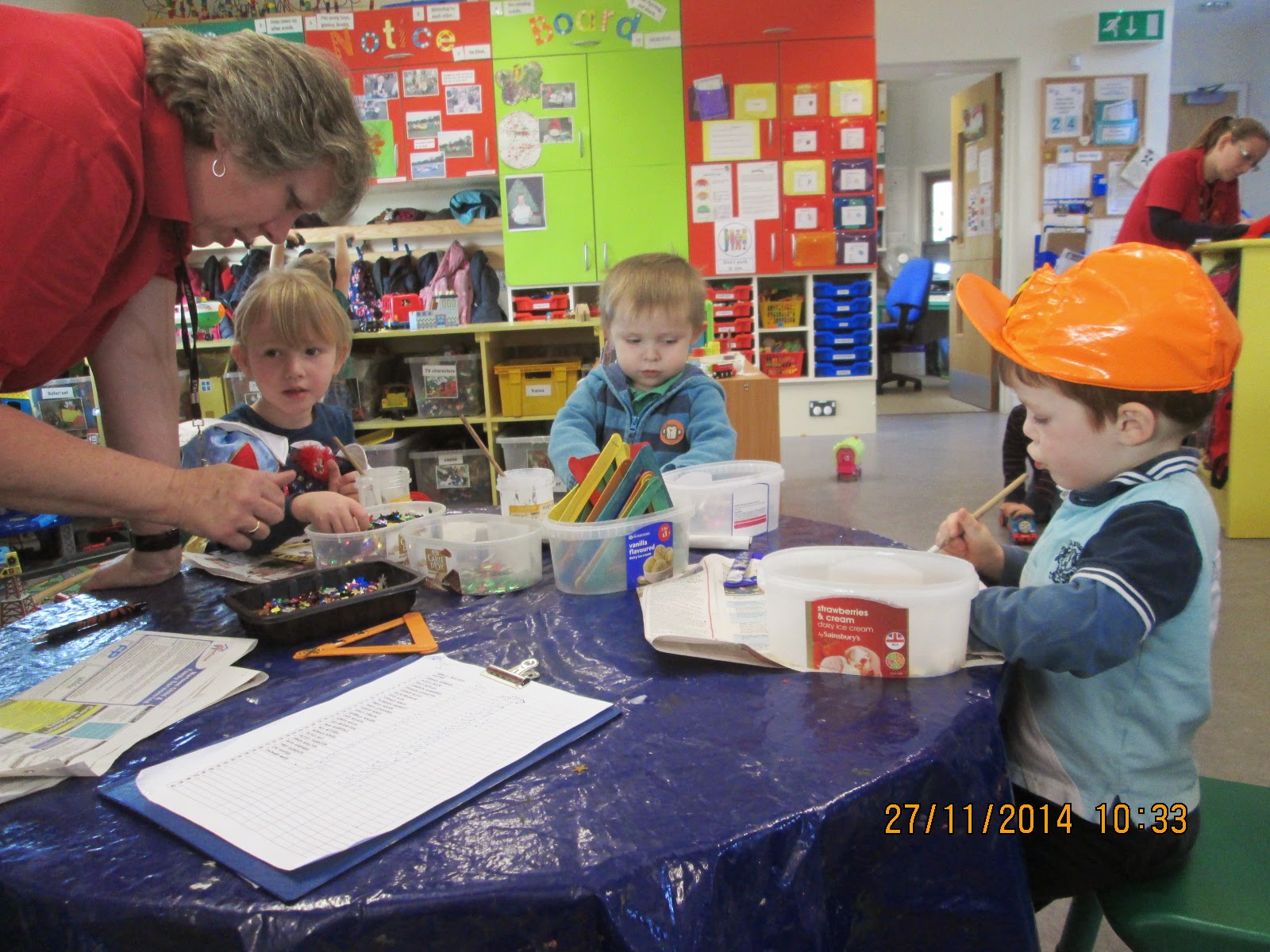 Mitton Manor Pre-School and After School Club: Feeling Festive!