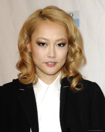 Rinko Kikuchi 菊地 凛子Japanese Actress | Yuriko Kikuchi 菊地 百合子 Biography