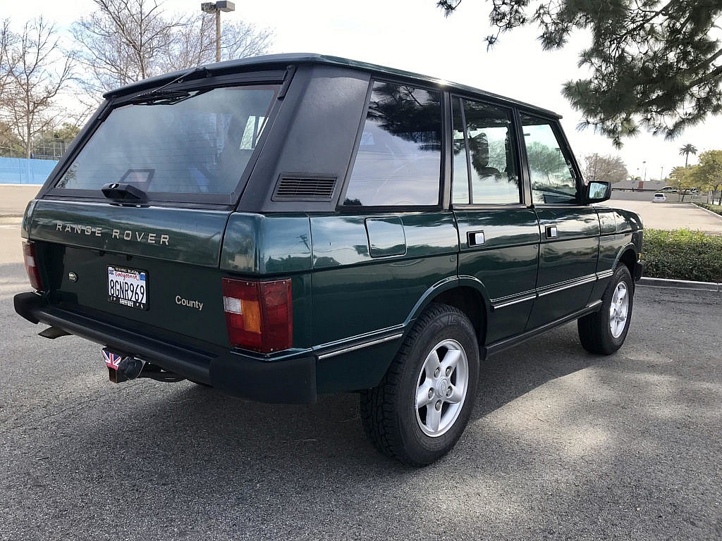 SWB in BRG: 1994 Range Rover Classic - DailyTurismo