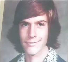 Biografías de Asesinos: ASESINO 16: John Wayne Gacy: biografía de "Pogo ...