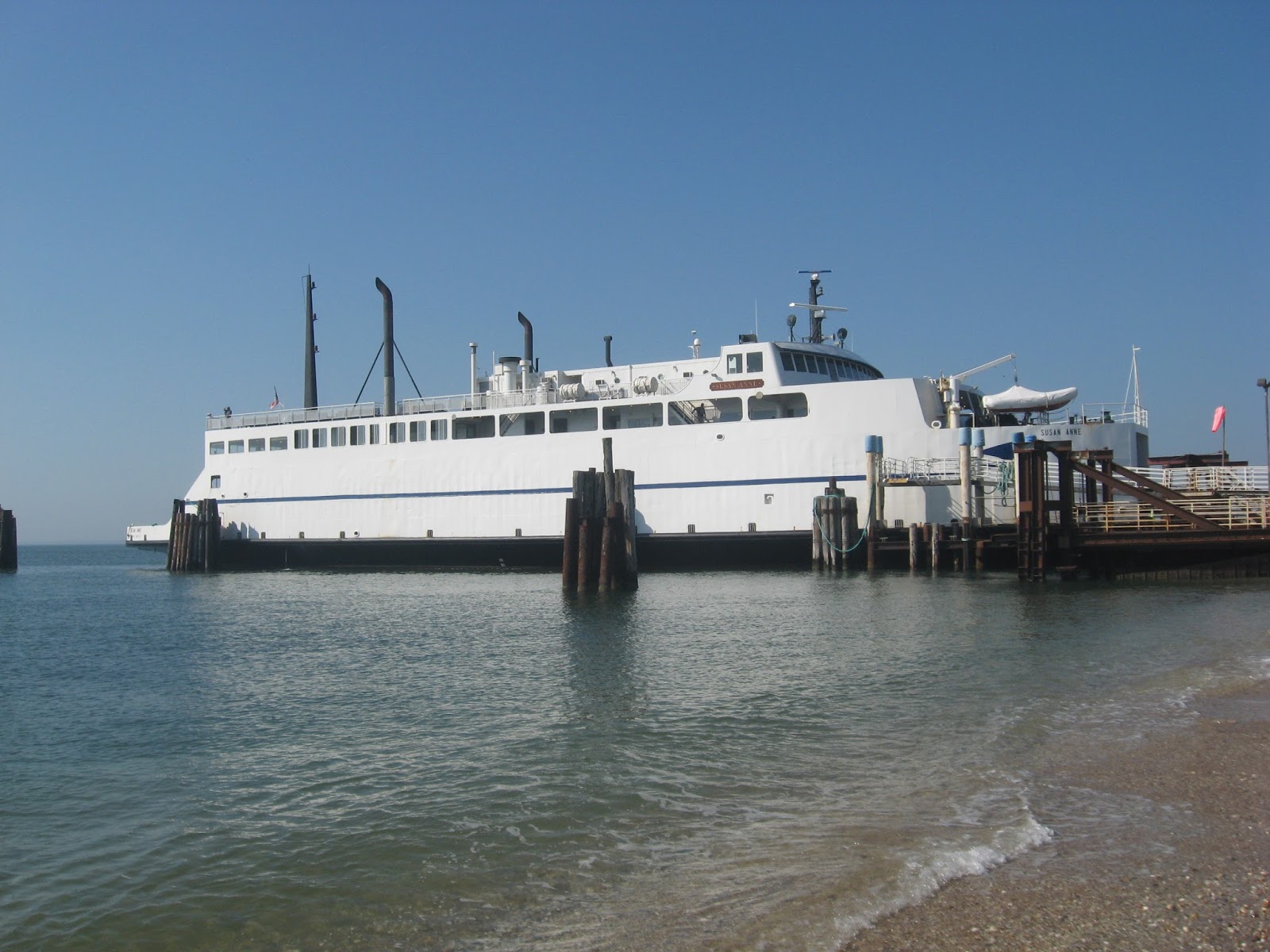LDS at Sea: A Parade of Ships