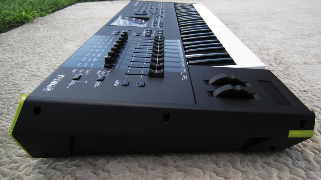 MATRIXSYNTH-B: Yamaha Motif XF6 Synthesizer