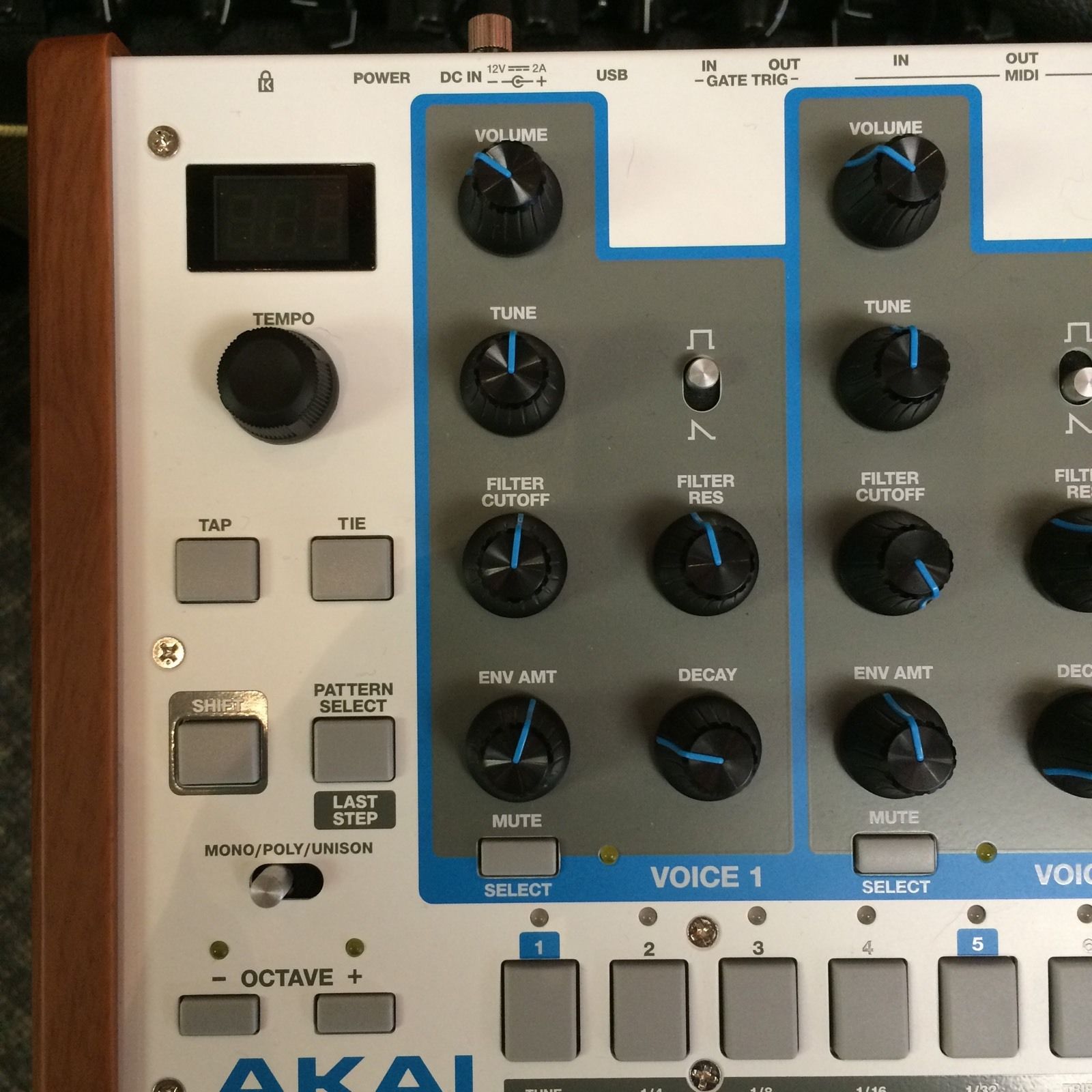 MATRIXSYNTH: Akai Timbre Wolf Analog Synthesizer with Original Box