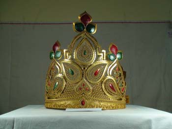 Shirdi Sai Baba Trust to auction Rs 5 crore precious gems and gold