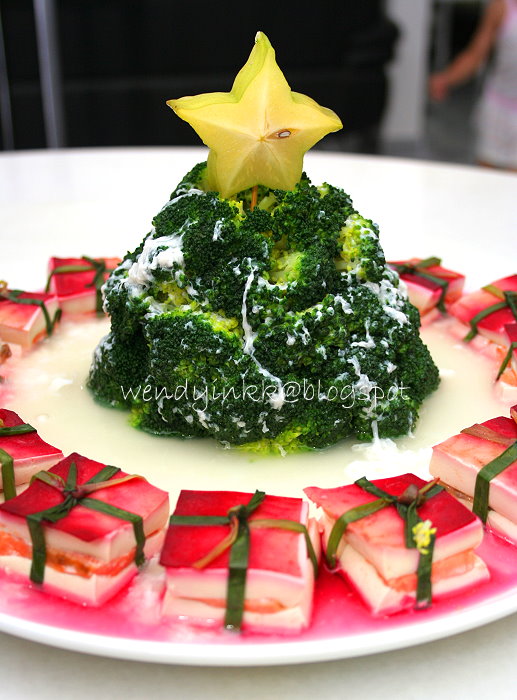 Table for 2.... or more: December 2011