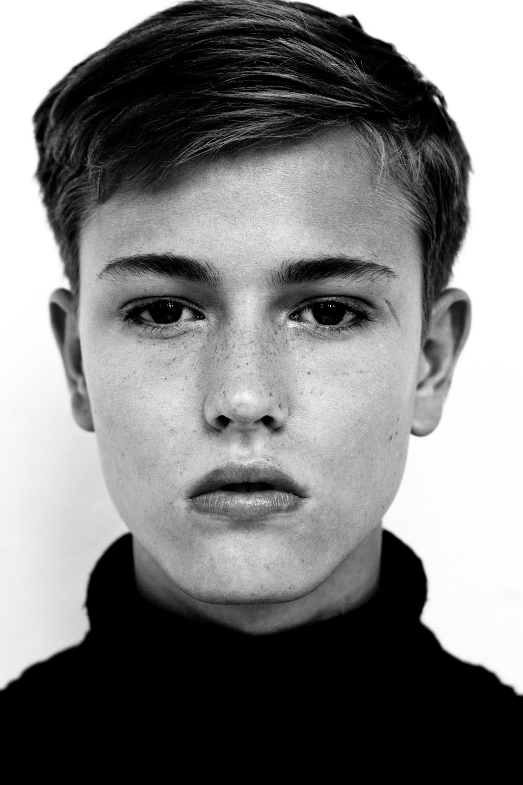 Alpha Male Model Management: DAVY - Photography by Jorrit Pfeifer