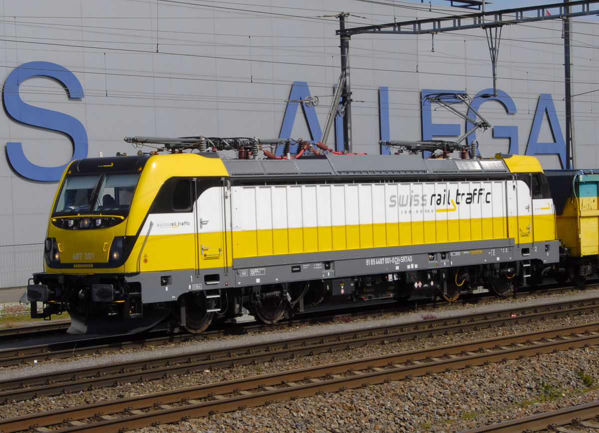 Oeffentliche Verkehrsmittel : BOM­BARDIER TRAXX AC LastMile-Lokomotive ...