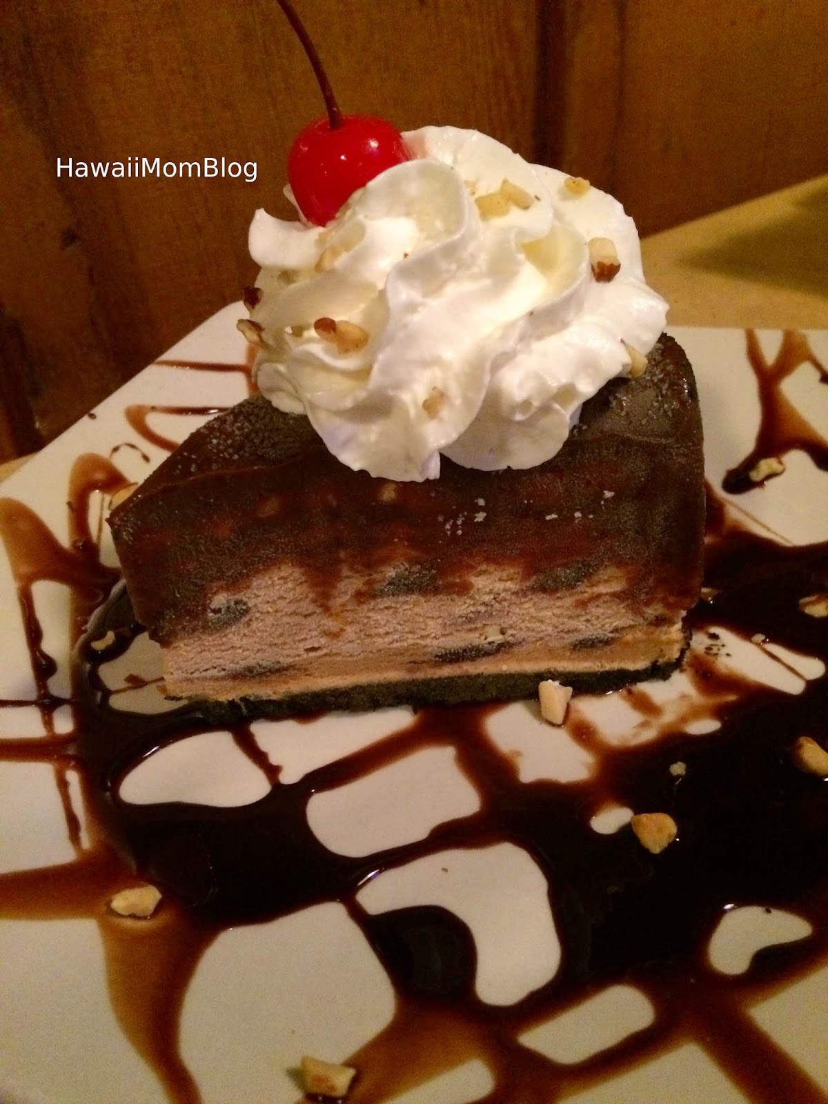 Hawaii Mom Blog: Island's Fine Burgers & Drinks