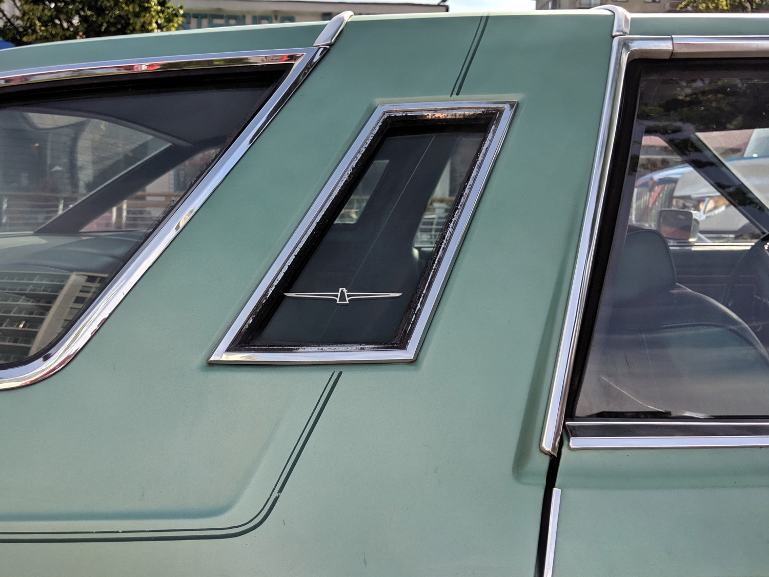 Old Parked Cars Vancouver: opera windows