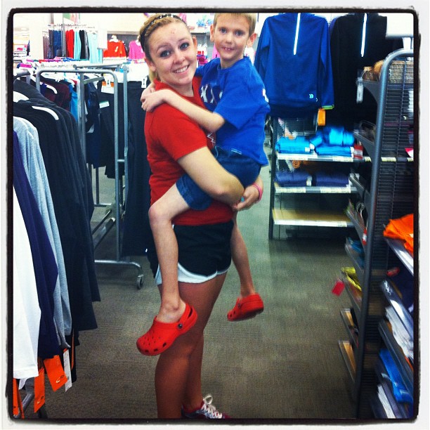 Strong Lift and Carry Photos and Videos - Strong Muscular Girls Lift ...