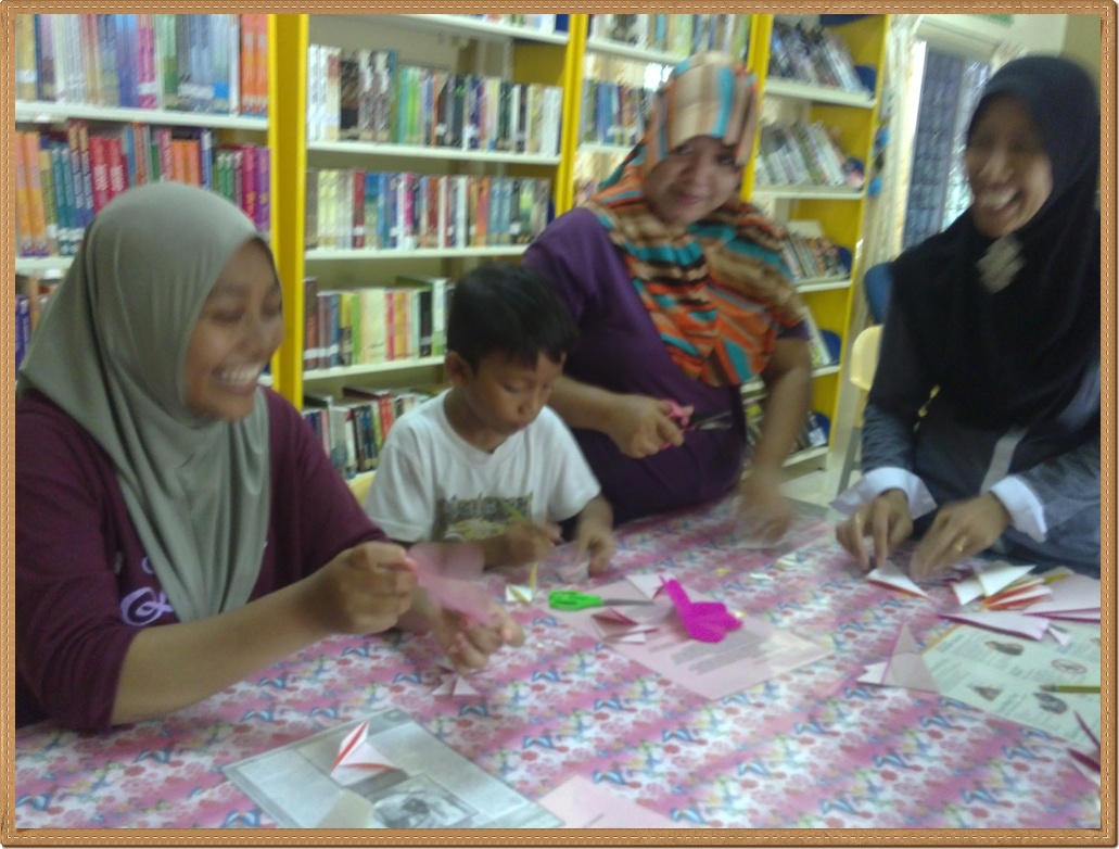 Perpustakaan Desa PNM Kg Ladang Batu: Origami : 3D Bunga Raya