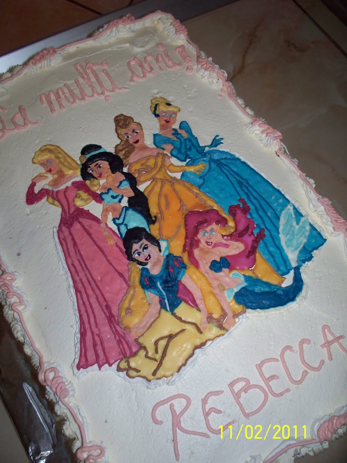 torturi si prajituri romanesti londra Daniela : TORT CU PRINTESE