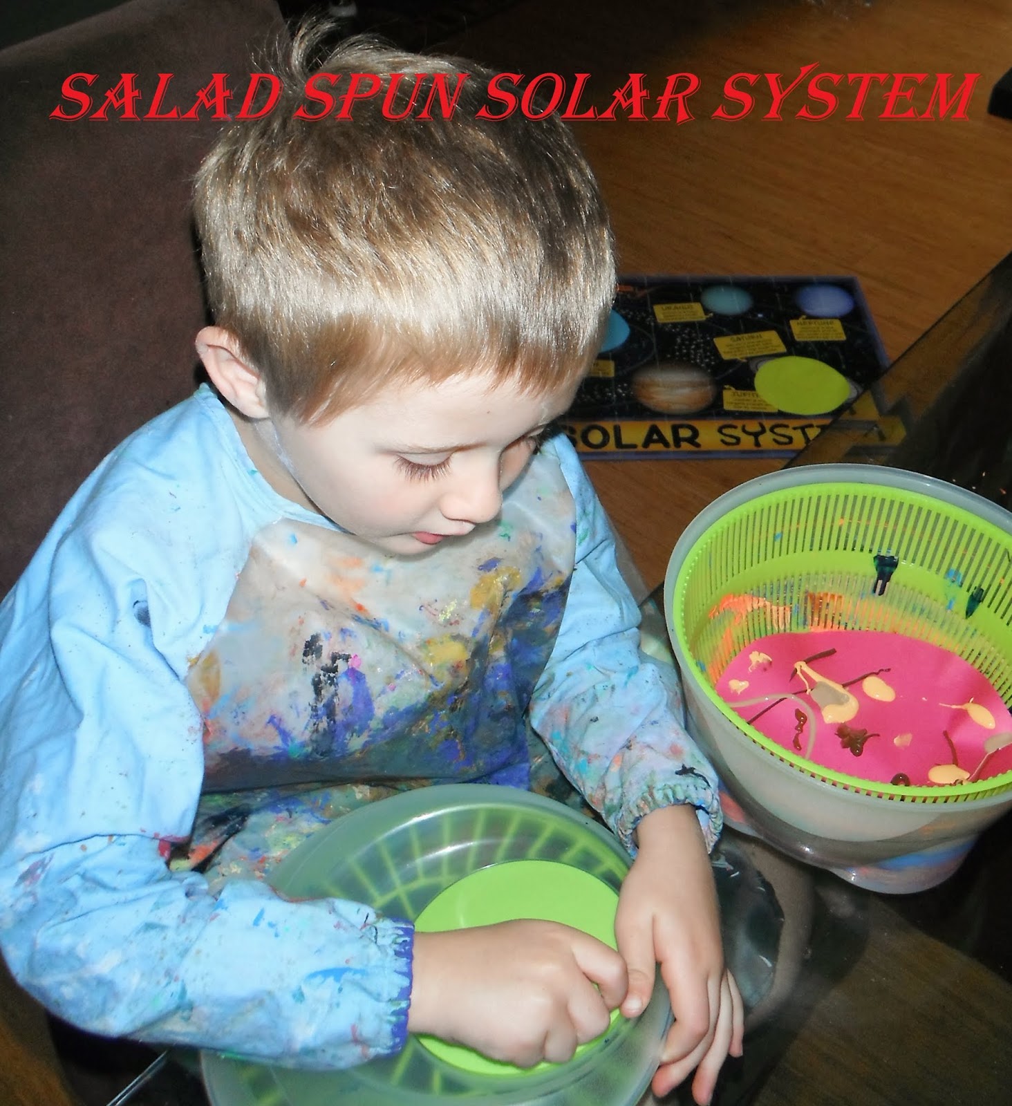 Adventures at home with Mum: Salad Spun Solar System - Extreme Paint