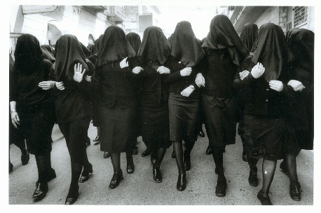 10 grandes fotos de Cristina García Rodero | ENTRE EL CAOS Y EL ORDEN ...