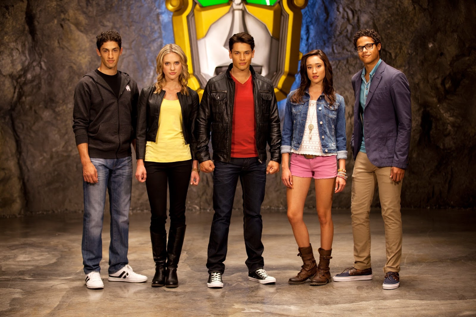 Anime \ Tokus: Novas Imagens de Power Rangers Megaforce