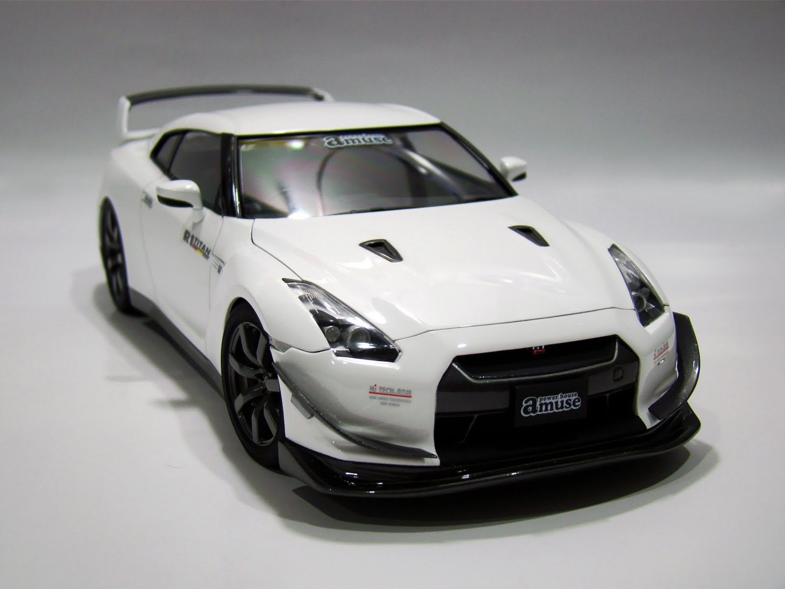 ABSOLUTModeling: Amuse GTR R35