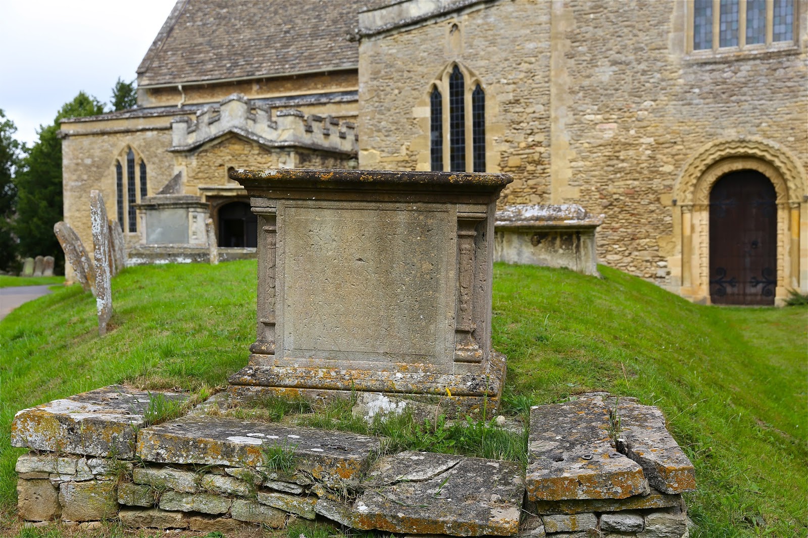 Sweet Southern Days: Visiting Downton Abbey Village - Bampton, England