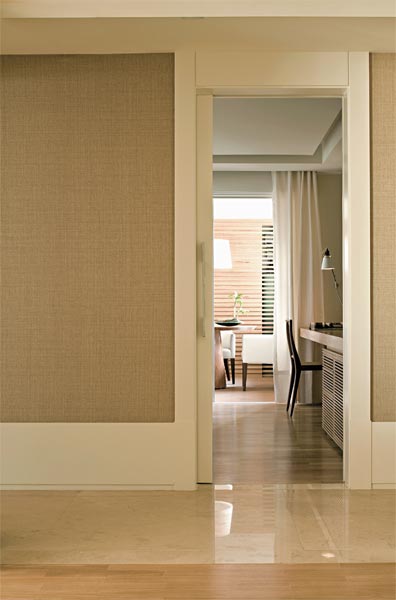 DiCasa9va: A importante composição entre o rodapé e o alizar de uma porta