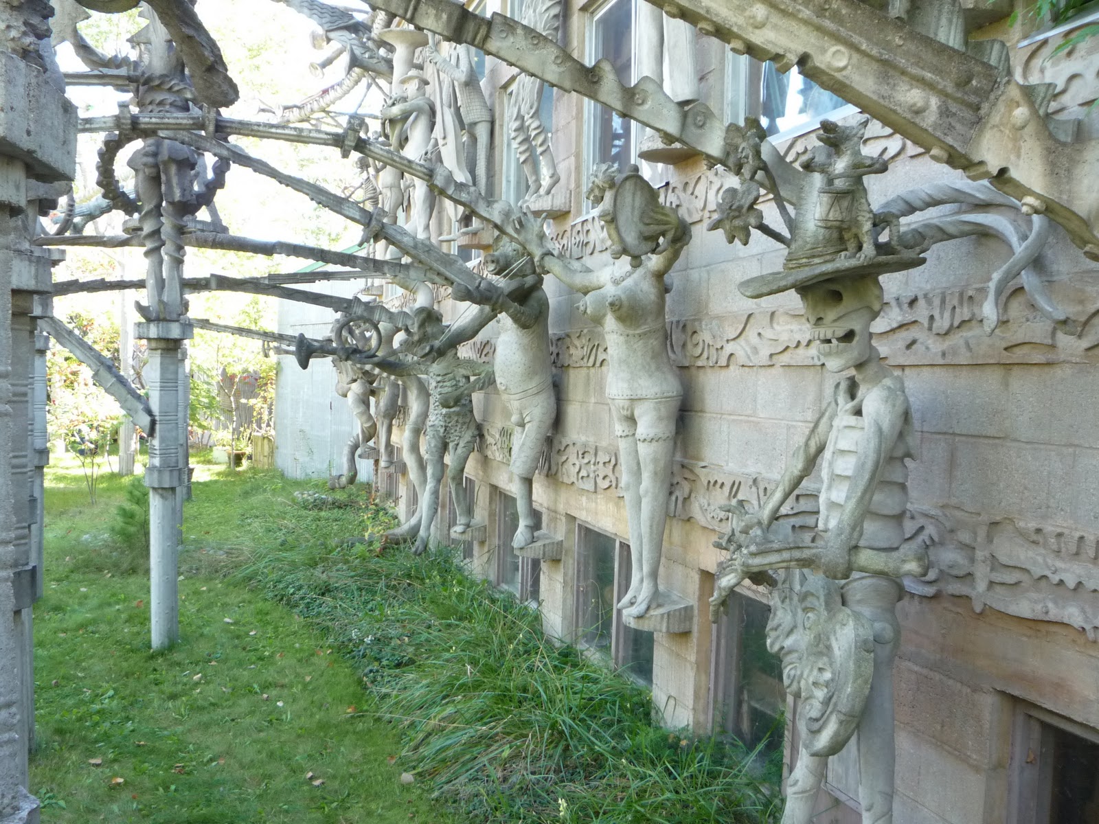 Neanderings: Installation/Fabrication--Visiting the Tinkls