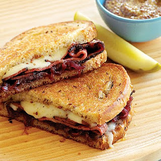 Sweet and Spicy: PASTRAMI ON RYE