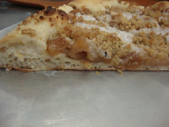 Learning Knowledge to Make Pizza: "Dutch Apple Pie Pizza" made with ...