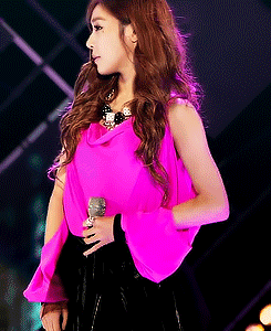 Tiffany Hwang - Cutie in Pink GIFs | Beautiful Korean Artists