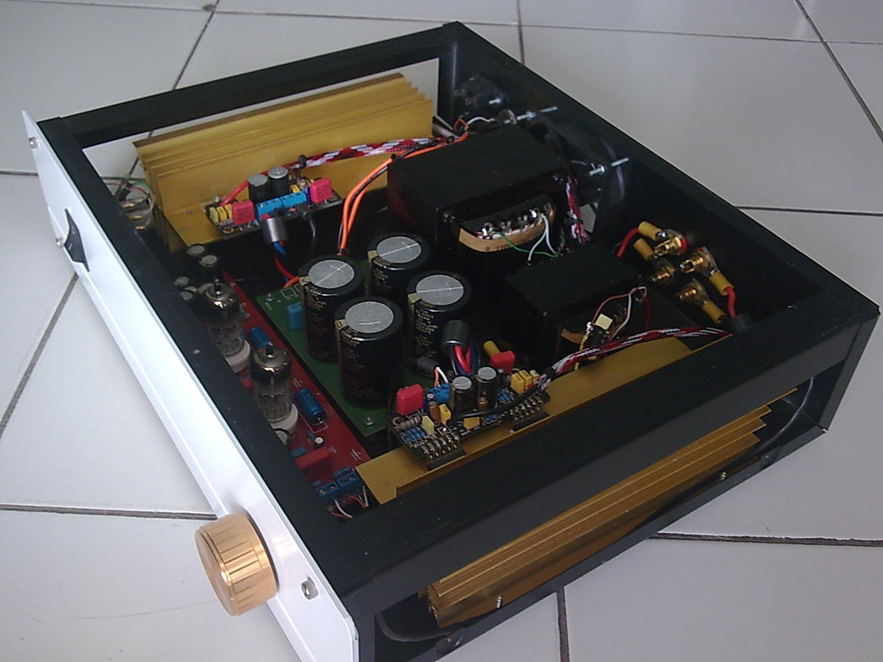 audio: DIY Amplifier Gainclone