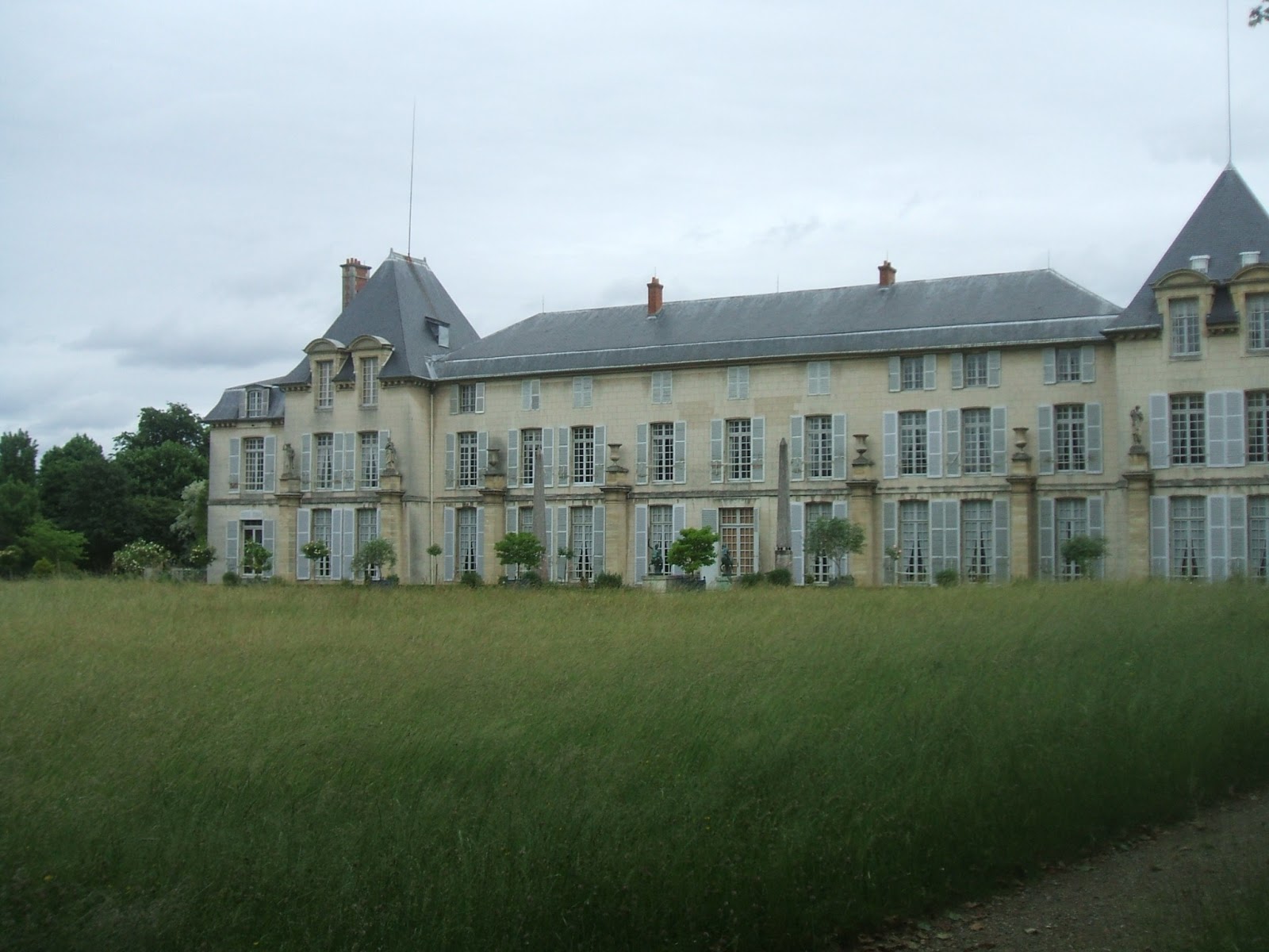 France 2013: June 12, Day 4: Le Chateau de (la) Malmaison