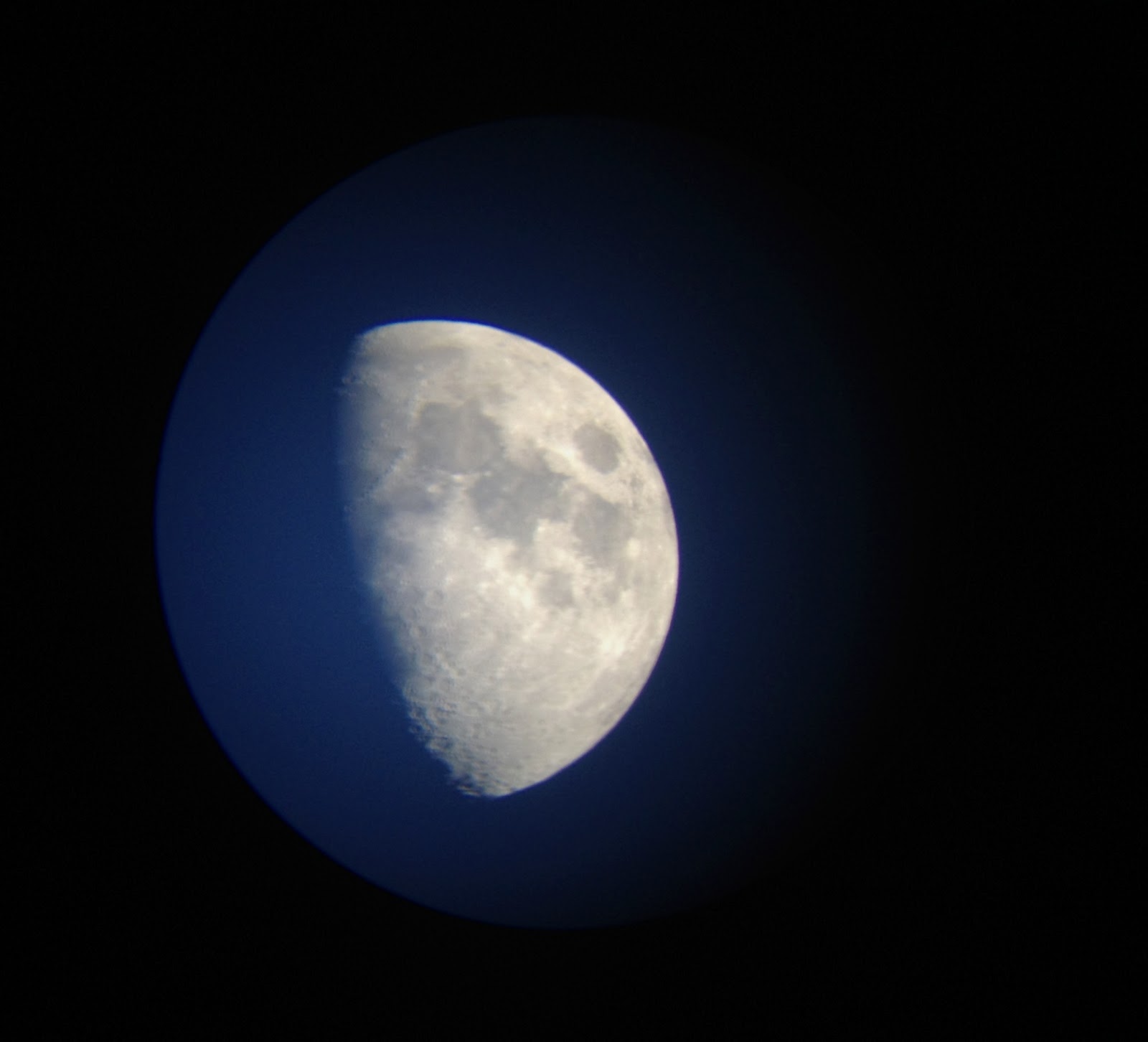 Telescope Skywatch: Astrophotography : Day Moon with iPhone