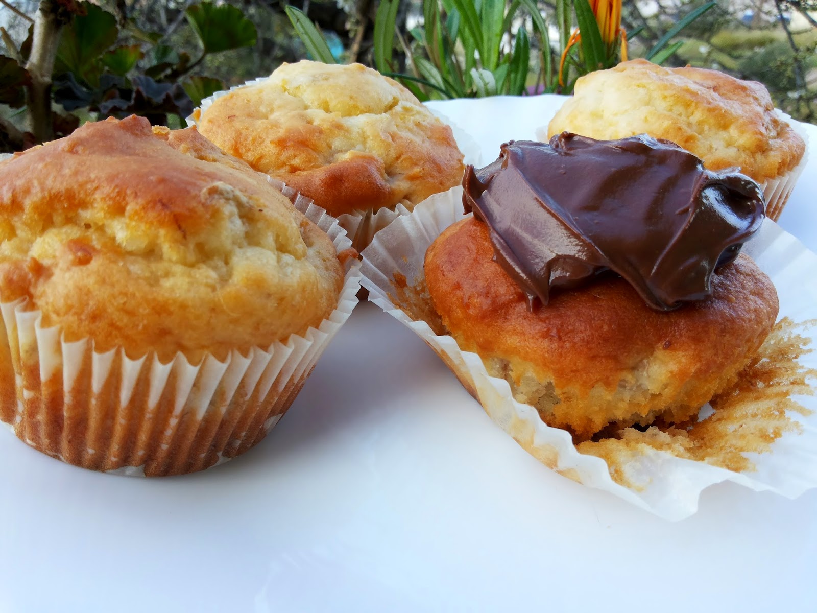 Mariplateau: Κέικ γεμιστό ή muffins με μπανάνα και άλειμα σοκολάτας
