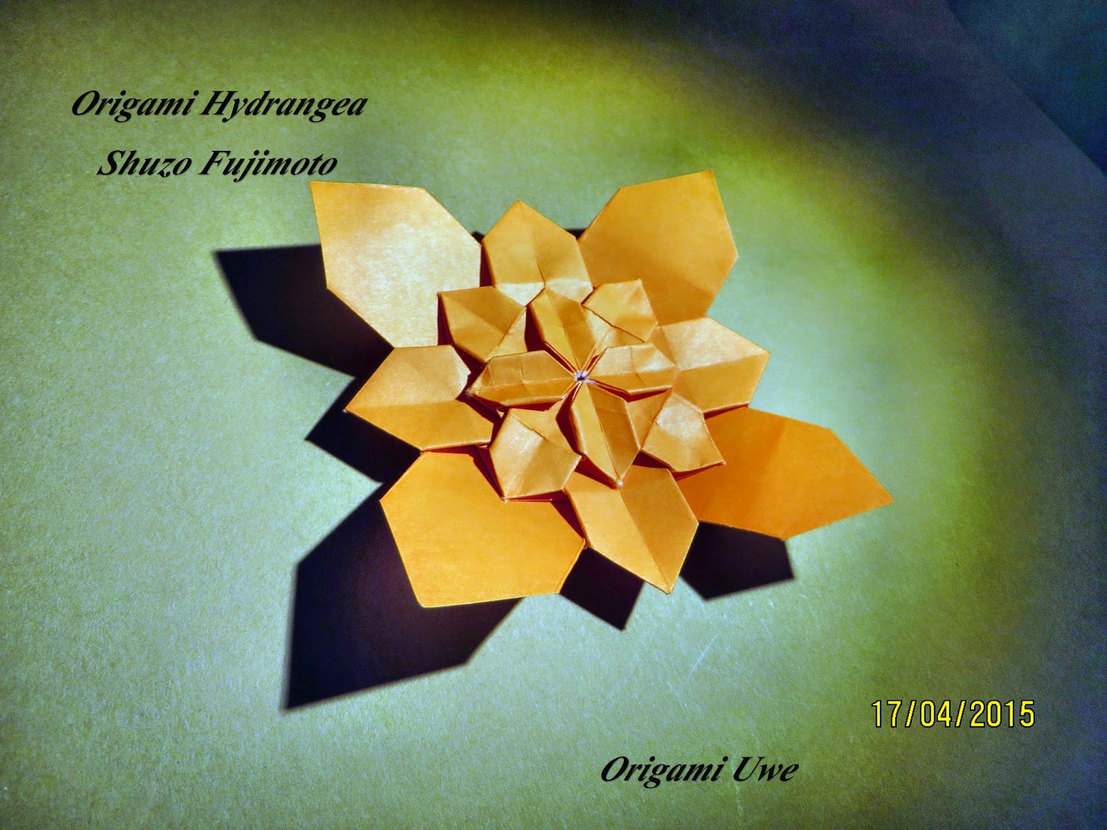 Origami, Fleurogami und Sterne : Origami Hydrangea by Shuzo Fujimoto