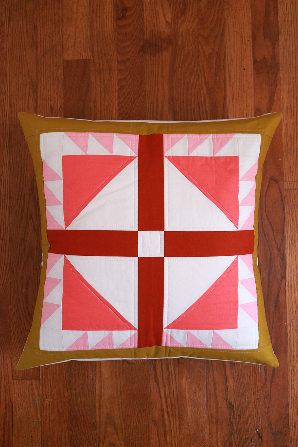 In Color Order: Bear Paw Pillows in Quilts & More Winter 2019