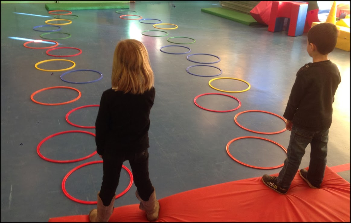 Louise et Arthur: GS. Course des grenouilles