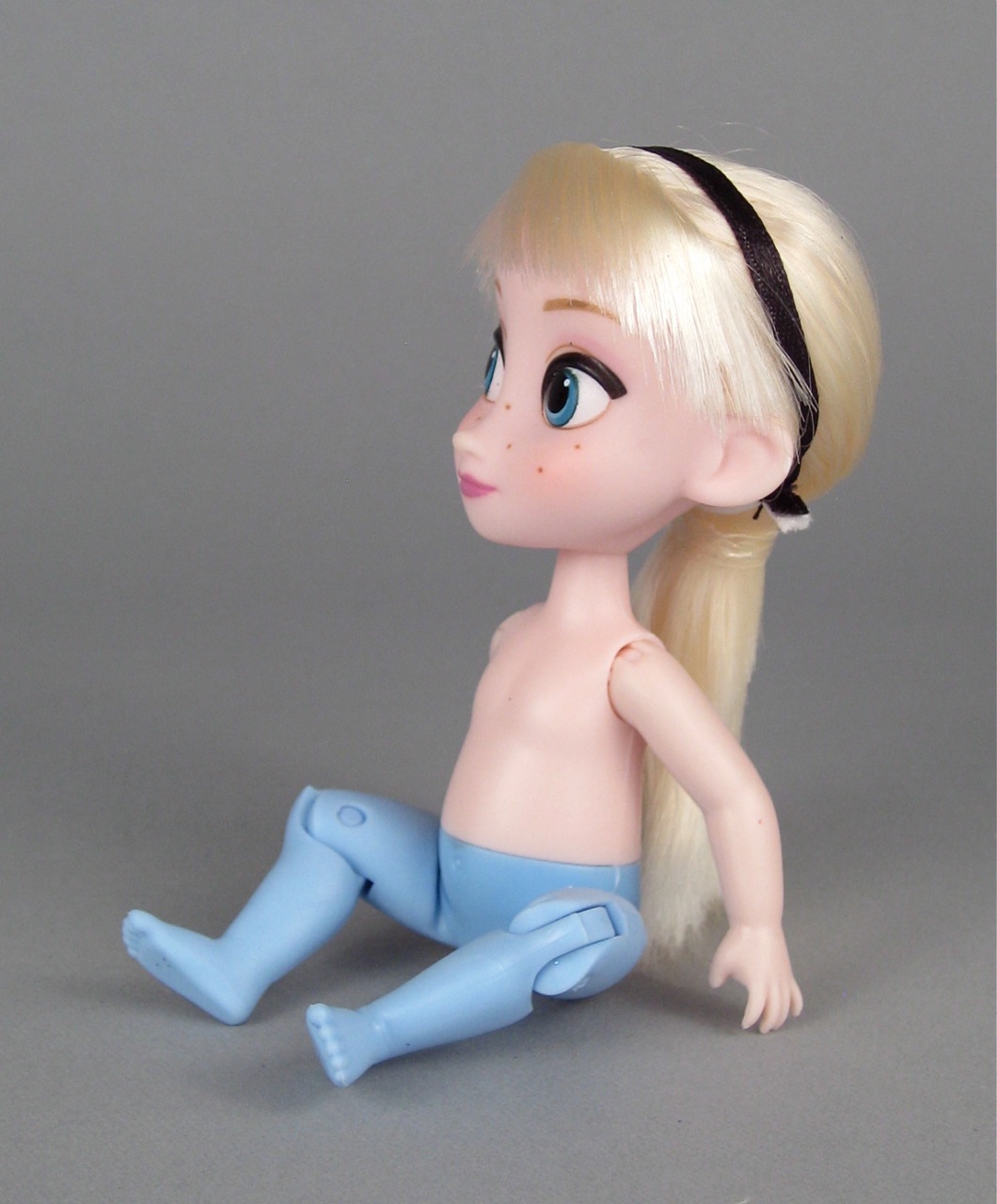 The Animators' Mini Elsa Playset from The Disney Store | The Toy Box ...