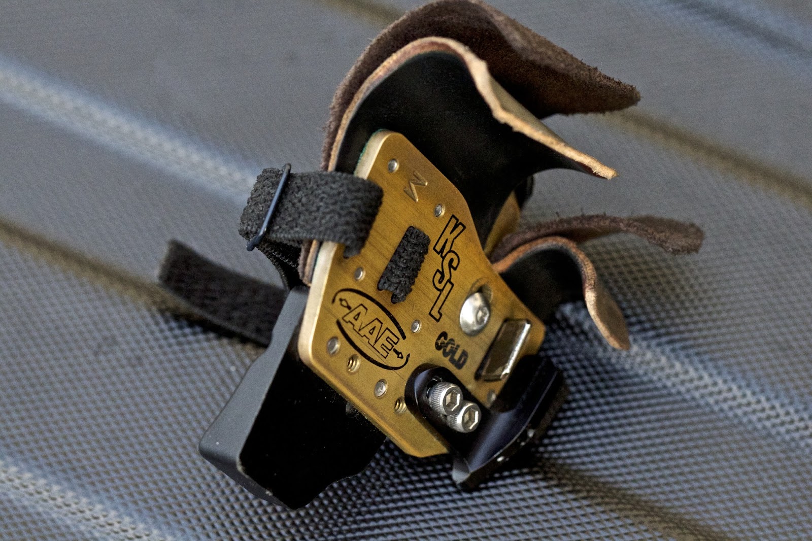 ARCHERY BEGINNER'S NOTES: Recurve Bow, Arrow and Equipments 反曲弓裝備